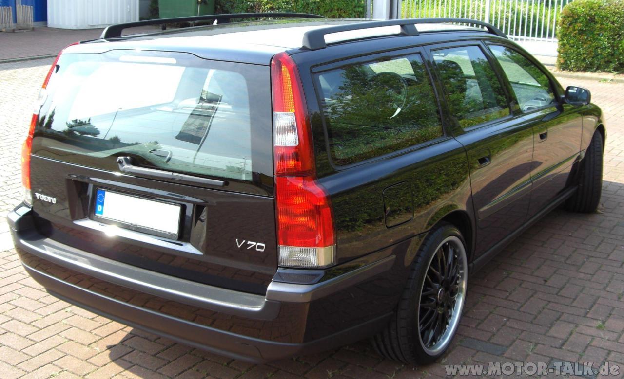 Volvo V70 technical specifications and fuel economy